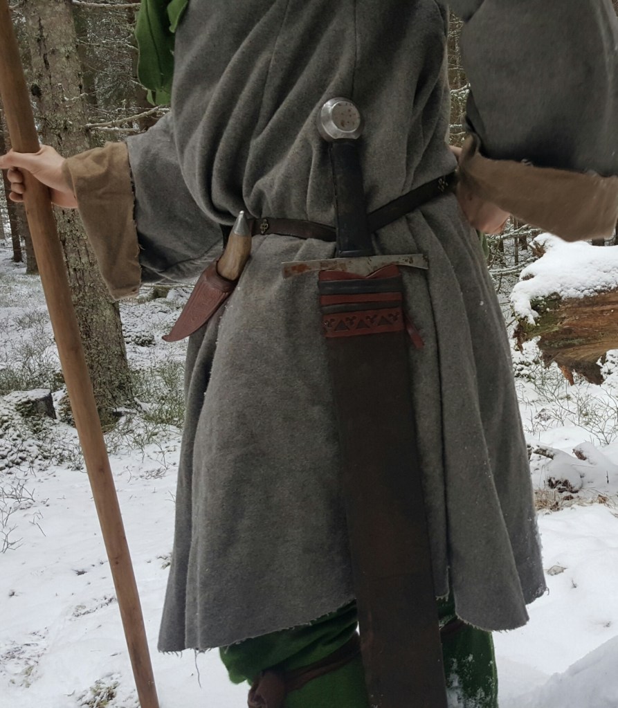 Clothing and equipment | Exploring the medieval hunt